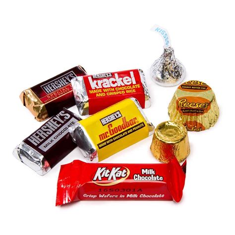 Hersheys Chocolate Miniatures Assortment 60 Ounce Bag Bestcandyshop