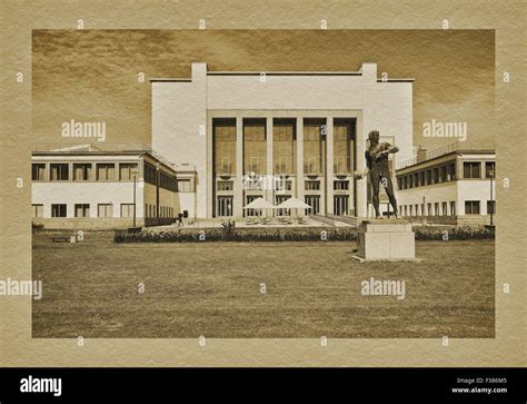 German Hygiene Museum From Architect Wilhelm Kreis Built From 1927 To 1930 Dresden Saxony