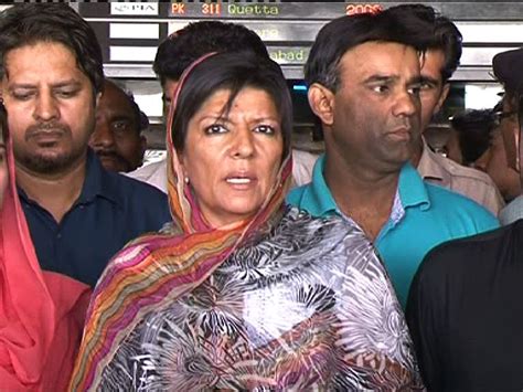 Pak Sc Orders Imran Khans Sister To Pay Rs 2940 Crores As Fine Tax