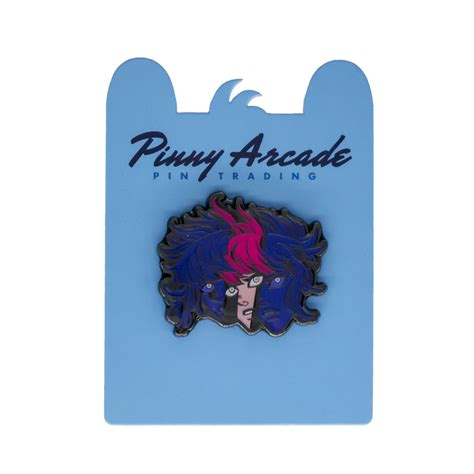 Faye Pinny Arcade Pin Ysbryd