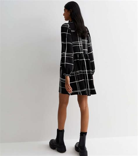 Black Check Crinkle Mini Smock Dress New Look