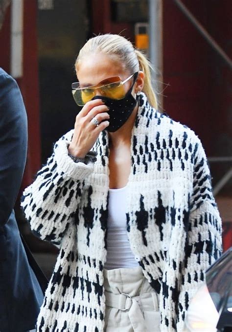 Jennifer Lopez In Casual Outfit Tribeca New York 09 08 2020 CelebMafia