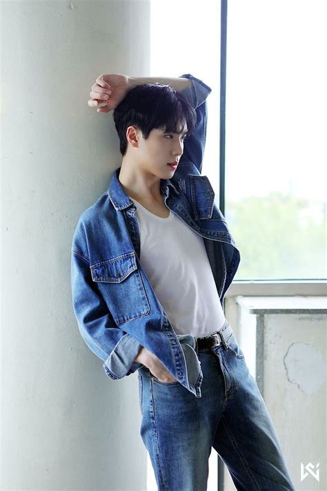 Pin Af Rolemodel På 😺wei 위아이