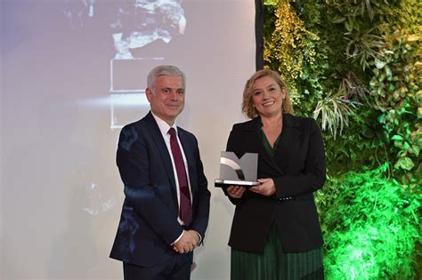 Две награди за Макстил од Македонска берза Независен Весник