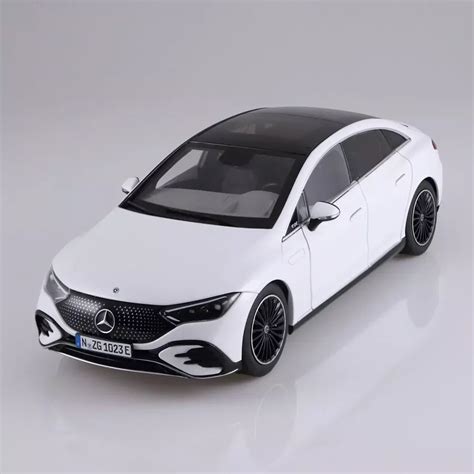 Mercedes Eq Eqe Opalith White Inconst