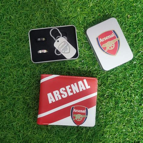 Arsenal Christmas T Bundle