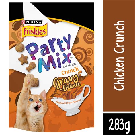Friskies Party Mix Cat Treats Gravy Licious Chicken Gravy Crunch Walmart Canada