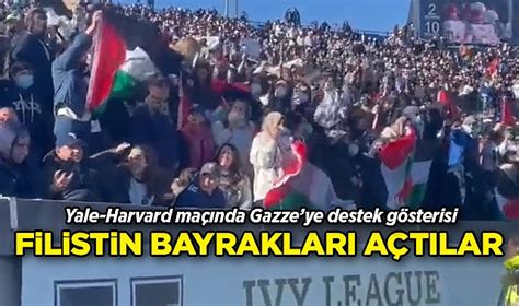 Yale Harvard maçında Gazzeye destek gösterisi Filistin bayrakları