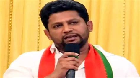 Sujay Vikhe Patil संगमनेरची संधी का हुकली सुजय विखेंनी स्वत कारण