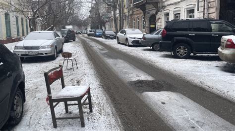 В Астрахани наблюдается снег Астраханский листок