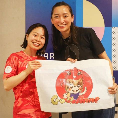 トップ女優×パリパラ旗手の〝杏×杏コンビ〟ショットが「素敵です」と話題に！杏が描いた似顔絵にも反響：「おっ！」でつながる地元密着のスポーツ応援メディア 西スポweb Otto