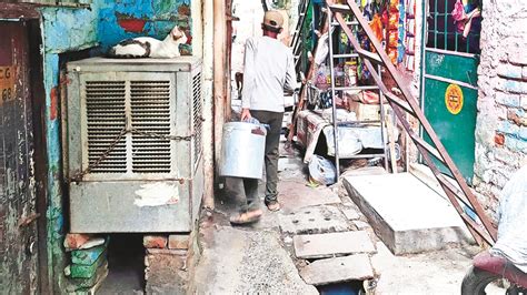 Man Stabs His Wife And Critically Injures Neighbour Who Tried To