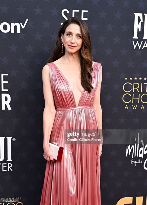 Christina Ricci Marin Hinkle Y Sandra Oh Vistieron De Ch Carolina