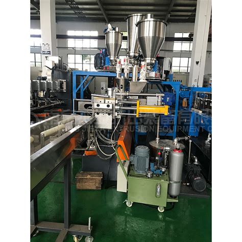 Engineering Polymer Plastic Pellets Granulating Double Screw