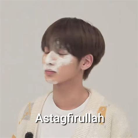 Pin By Asiya On Lol Wajah Meme Meme Wajah Lucu