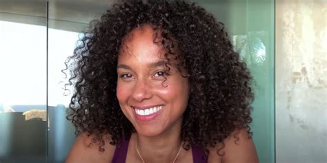 Alicia Keys No Fuss 10 Minute Beauty Routine Allure Xonecole