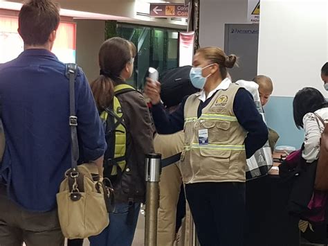 Migración Implementa Protocolos Sanitarios En El Aeropuerto