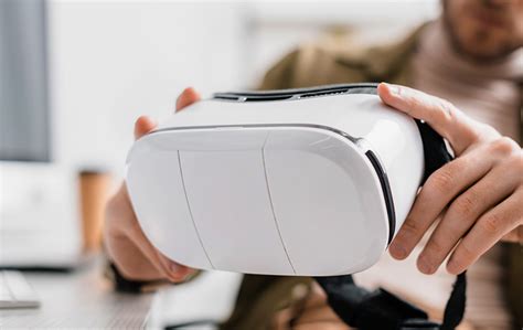 Untransformed Khám Phá Sự Chuyển Mình Từ Vùng An Toàn Đến Những Thử Thách Lớn