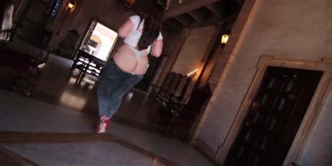 Sexy Girl Showing Off Her Exotic Curves Tnaflix Com