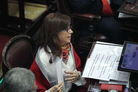 Ckf Miles De Chicas En Las Calles Me Hicieron Cambiar De Opinión
