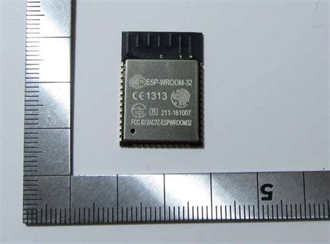 Esp Wroom 32 Esp32 で Wi Fi スマホ Led スイッチ作り Mgo Tec電子工作