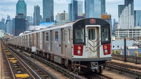 6 People In New York City Have Died This Year After ‘subway Surfing A