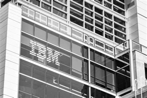 Shaping The Future Of Consulting Ibm Consulting Advantage Integrates