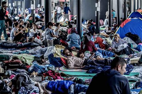Asylum Seekers At The Border Lifting Title 42 Re Imagining Migration