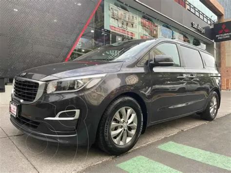 Kia Sedona LX Usado 2020 Color Gris Precio 390 000