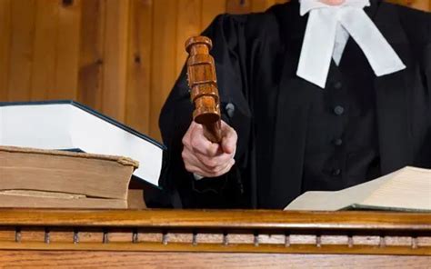 20 साल की उम्र में माई लॉर्ड बना ये लड़का Pakistans Justice