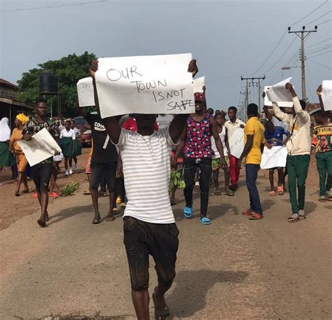 Community Stage Protest Against Arrest Of Indigenes In Osun