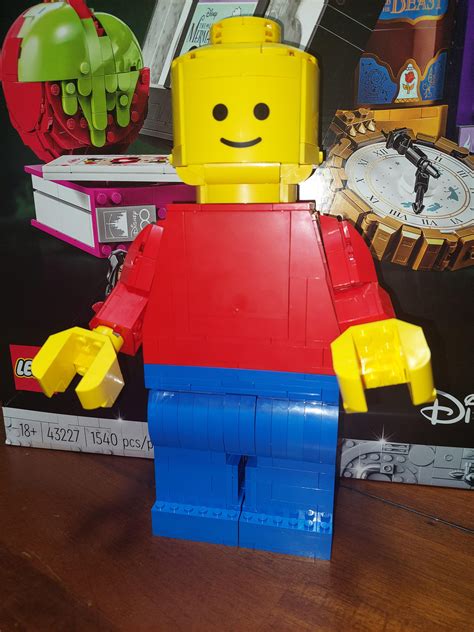 I Modified The Up Scaled Minifigure 40649 To Have No Hat Rlego