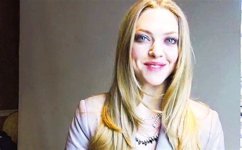 Amanda Seyfried  Find And Share On Giphy
