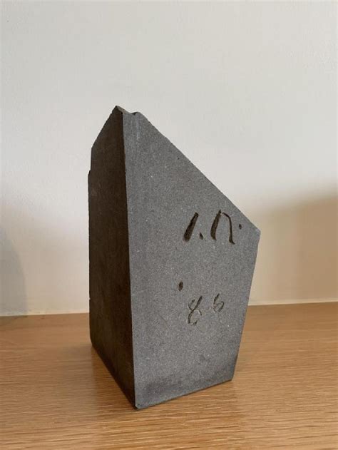 The Isamu Noguchi Catalogue Raisonné Artwork Untitled [1124 01]
