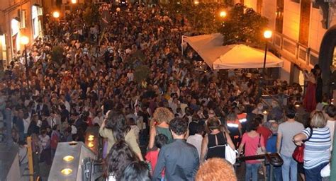 Festa In Strada Al Vomero Per I 2 Anni Della Libreria Iocisto