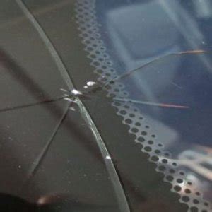 玻璃裂缝用什么东西可以修补 家核优居