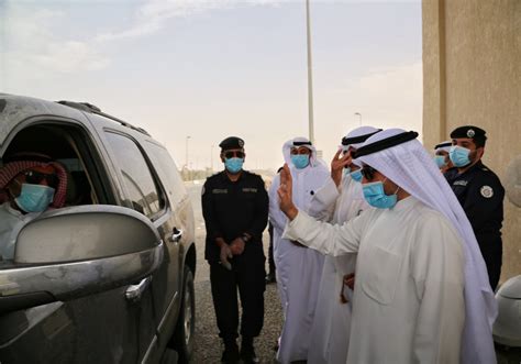 كونا وزير الخارجية يتفقد سير الأعمال بمنفذ النويصيب باليوم الأخير