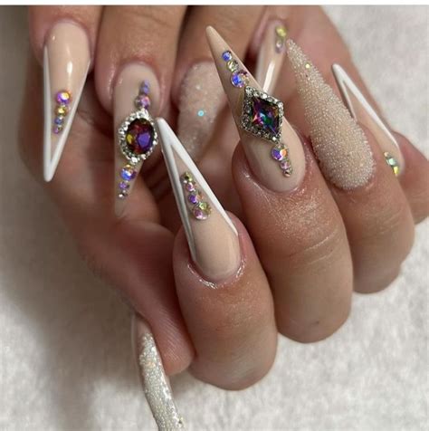 25 Stunning Pointy Nails You Should See The Xo Factor