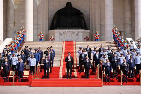 Монгол Улсын Ерөнхийлөгчийн Киргиз Улсад хийх төрийн айлчлал эхэллээ Монгол Улсын