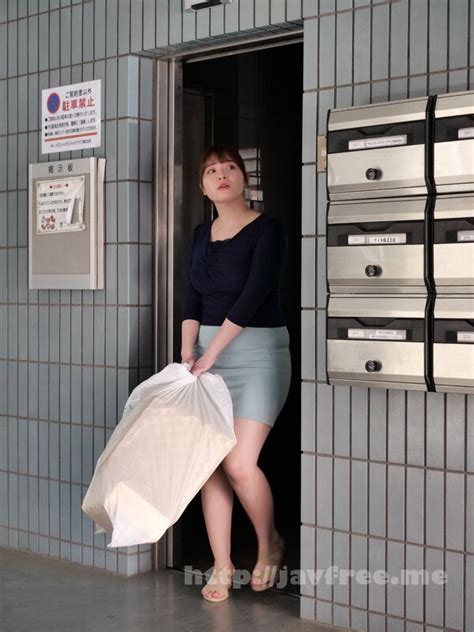 [hd][hbad 608] エロ過ぎる体の妻は僕のいいなり・誰の言う事でも聞いてしまう都合の良い性処理妻だった 三船かれん High