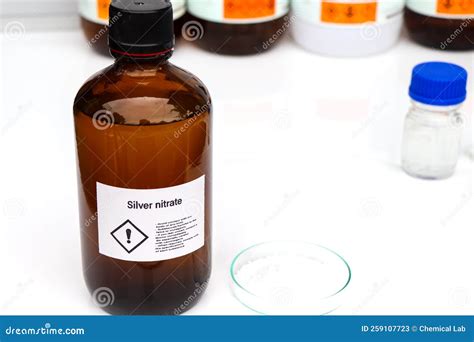 Science Chemistry Dissolution Reaction Silver Nitrate 47 Off