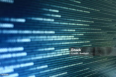 1 및 0 숫자 이진 코드 데이터를 표시 하는 Led 디스플레이 화면 블루 인터넷 정보 기술 발전 작업에 대 한 개념 배경을 전송합니다 펌웨어에 대한 스톡 사진 및 기타