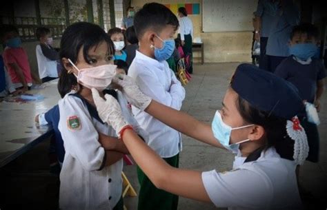 မြန်မာနိုင်ငံ၌ ဇွန်လအတွင်း ကိုဗစ်ရောဂါ ကူးစက်ခံရသူ ၁ဝဝဝ နီးပါးတွေ့ရှိ