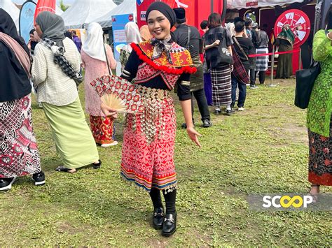 [updated] Keretapi Sarong Celebrations Kick Off To Mark 60th Malaysia