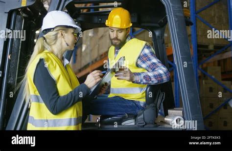 Warehouse Assignment Stock Videos And Footage Hd And 4k Video Clips Alamy