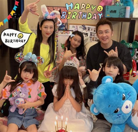 网传陈浩民蒋丽莎结束11年婚姻夫妻俩合体直播揭真相 蒋丽莎 陈浩民 婚姻 新浪新闻