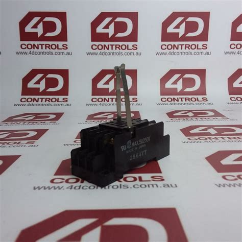 Pyf14a E Omron Relay Socket 5a 250vac 14 Position