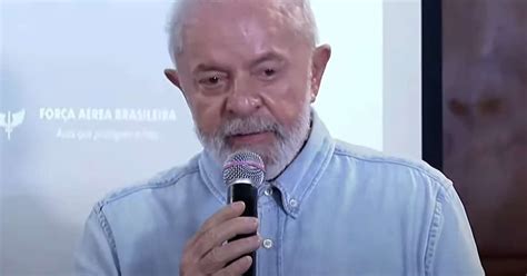 Lula chega ao RS e diz que o foco é no resgate das pessoas Não vai