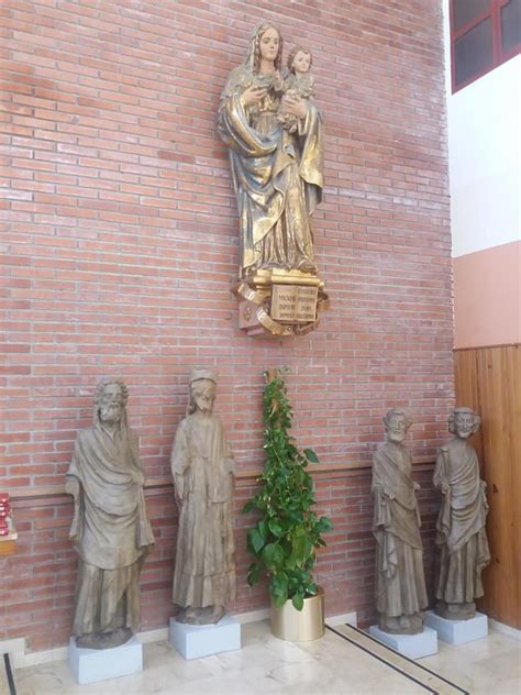 Els Apostols De Regino Mas Arriben A La Parroquia De La Ciutat Del Artista Faller