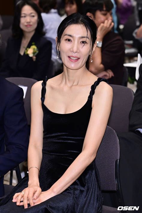 Pin De Toni Scott En Kim Seo Hyung
